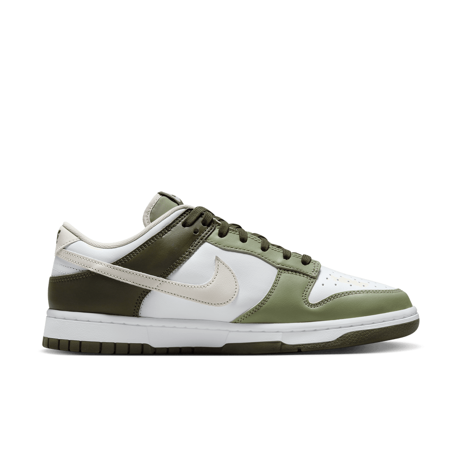 Nike – Double R Kicks